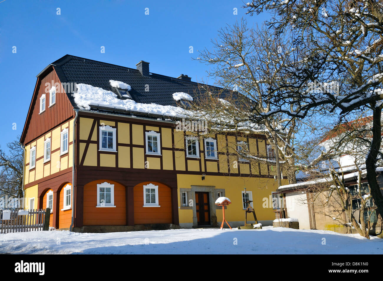 Rural half timbered house hi-res stock photography and images - Alamy