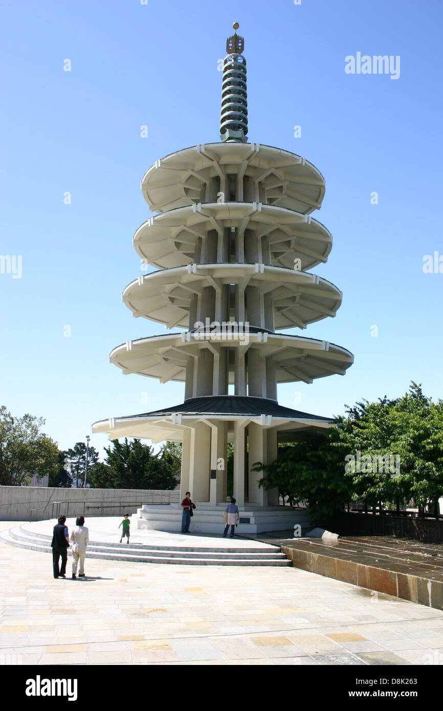 The Peace Tower in San Francisco’s Japantown is a symbol of peace and ...