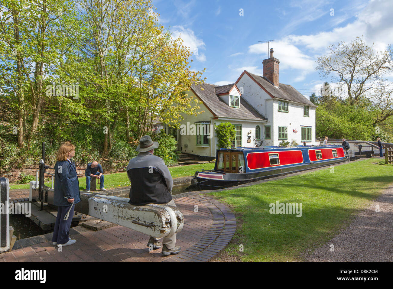 Whittington Lock on the Staffs and Worcester Canal, Worcestershire ...