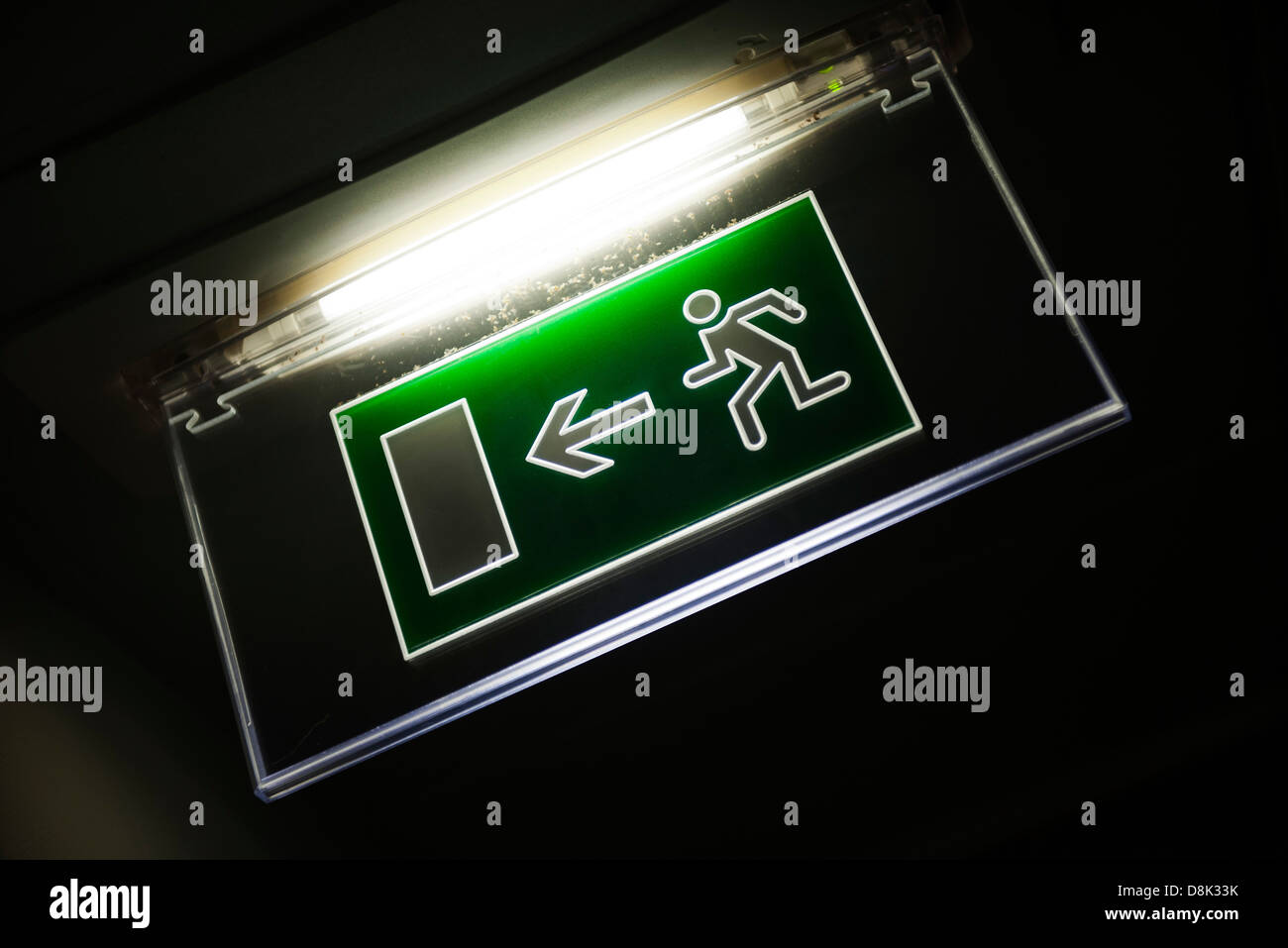 Emergency exit pictogram exit sign hi-res stock photography and images ...