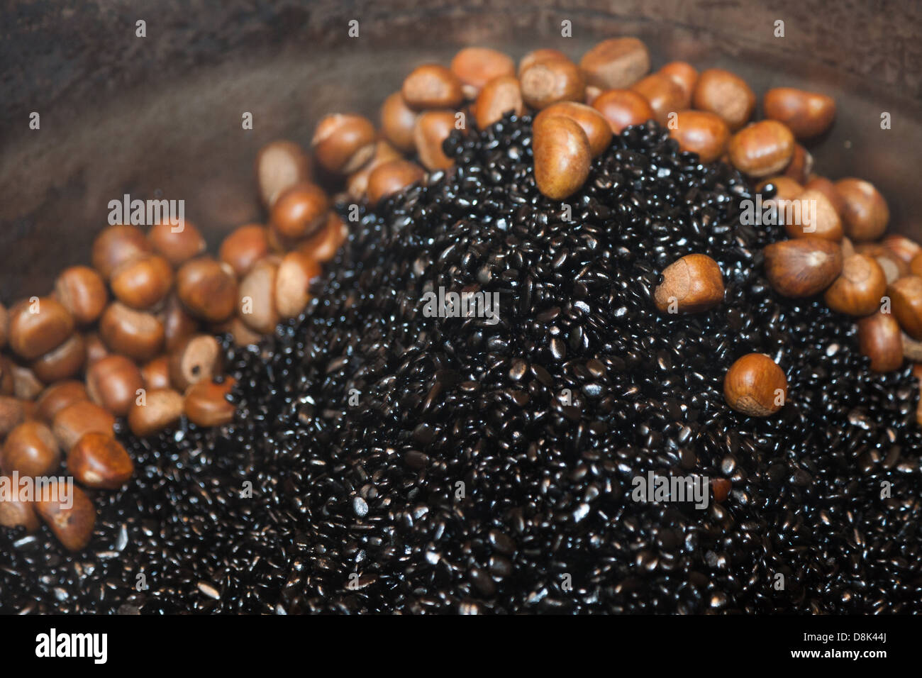 Chinese Sugar Roasted Chestnuts, Traditional Chinese Snacks, Asia food ...