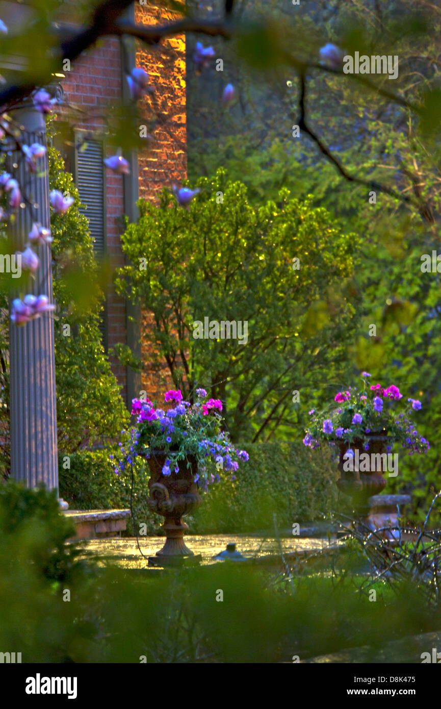 Suburban house doorstep at night Stock Photo - Alamy