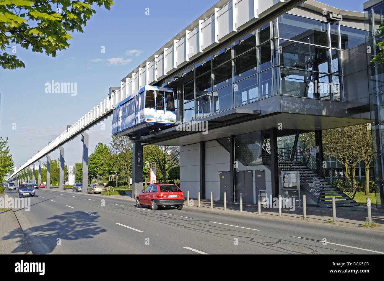Monorail bahn hi-res stock photography and images - Alamy