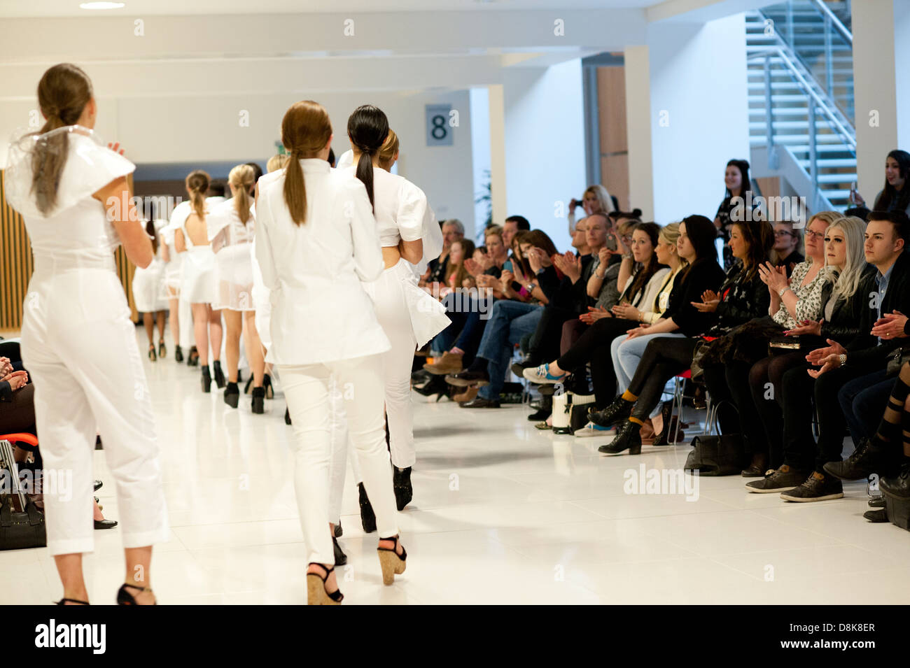 Runway Model High Resolution Stock Photography and Images - Alamy