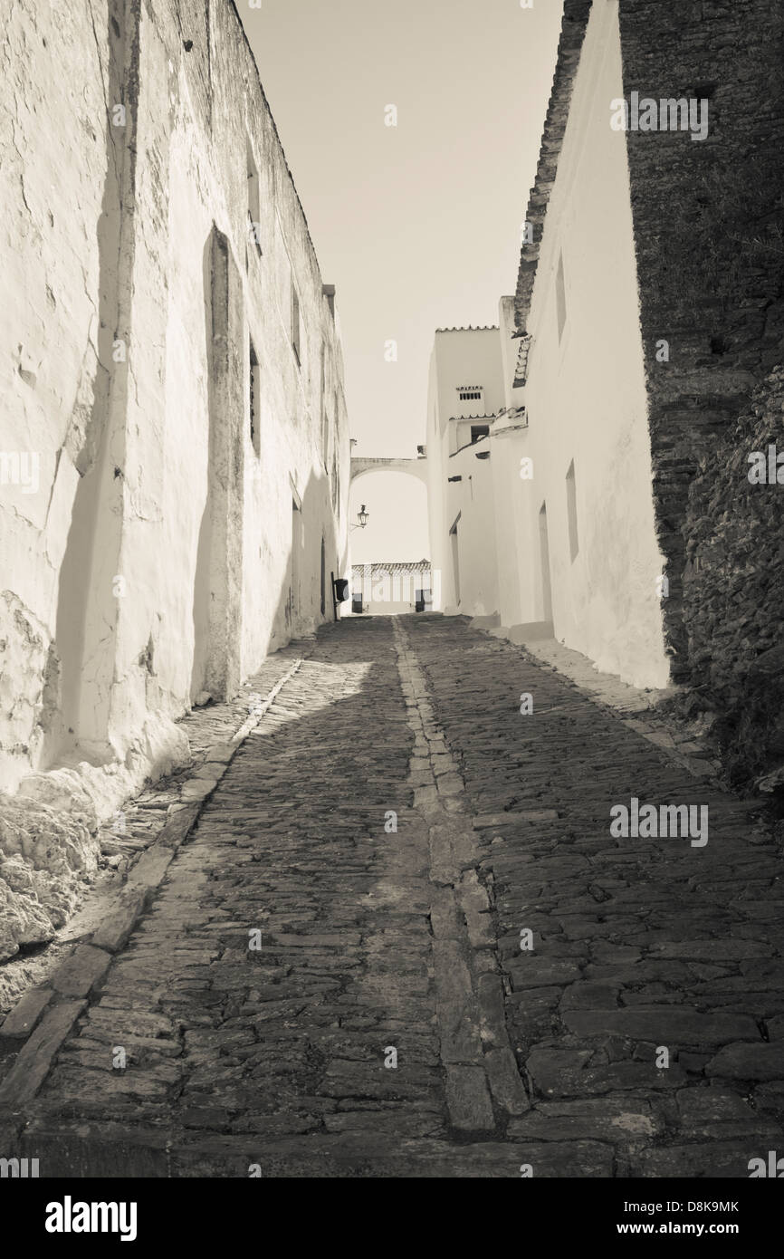 A beautiful passageway in Monasaraz. Alentejo, Portugal Stock Photo - Alamy