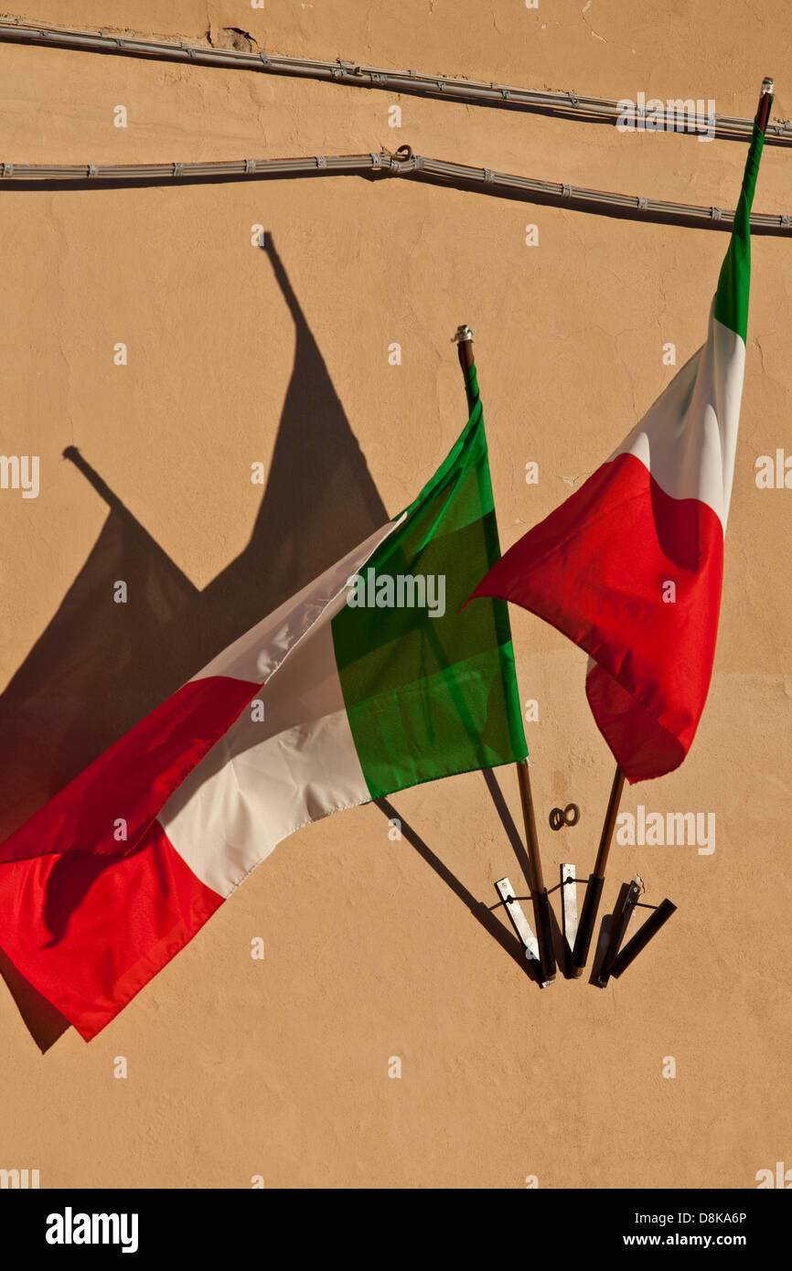 Italian flags hi-res stock photography and images - Alamy