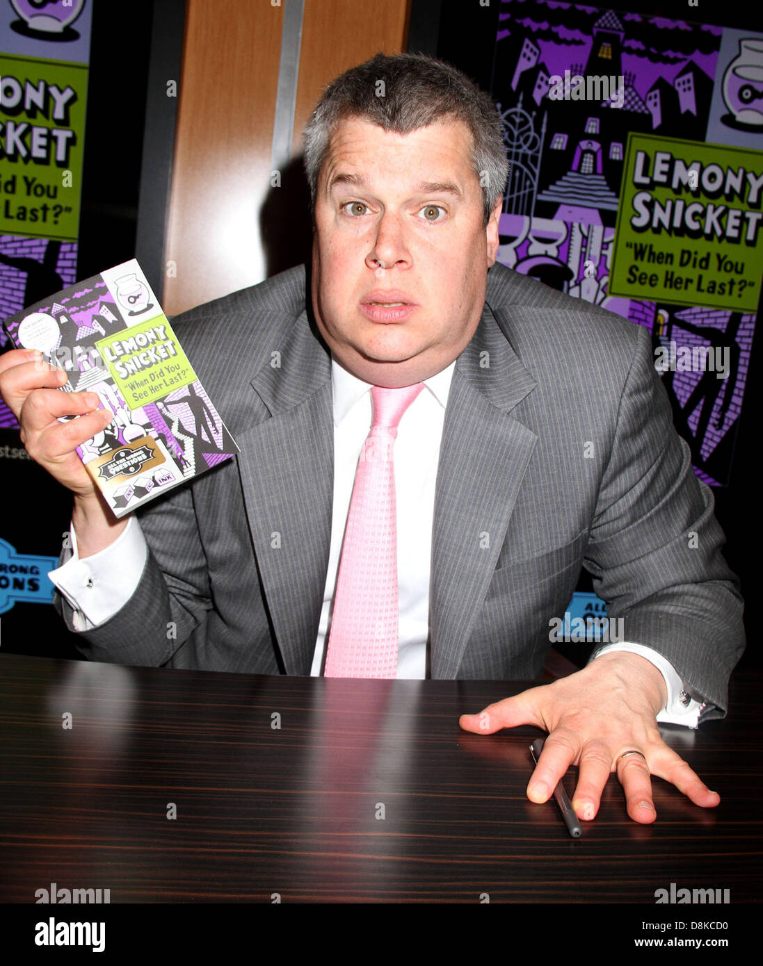 Lemony snicket hi-res stock photography and images - Alamy
