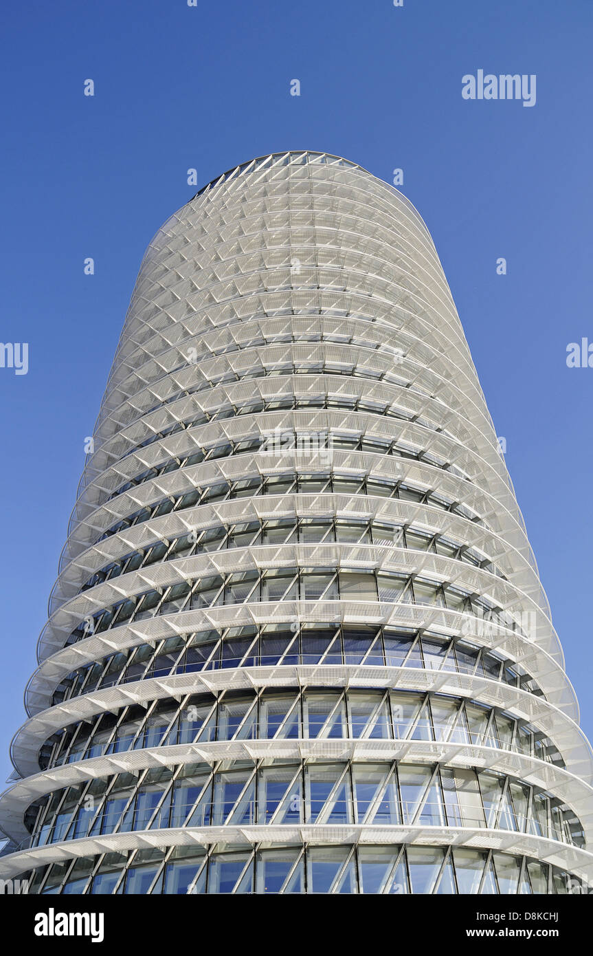 Moderne spanische architektur hi-res stock photography and images - Alamy