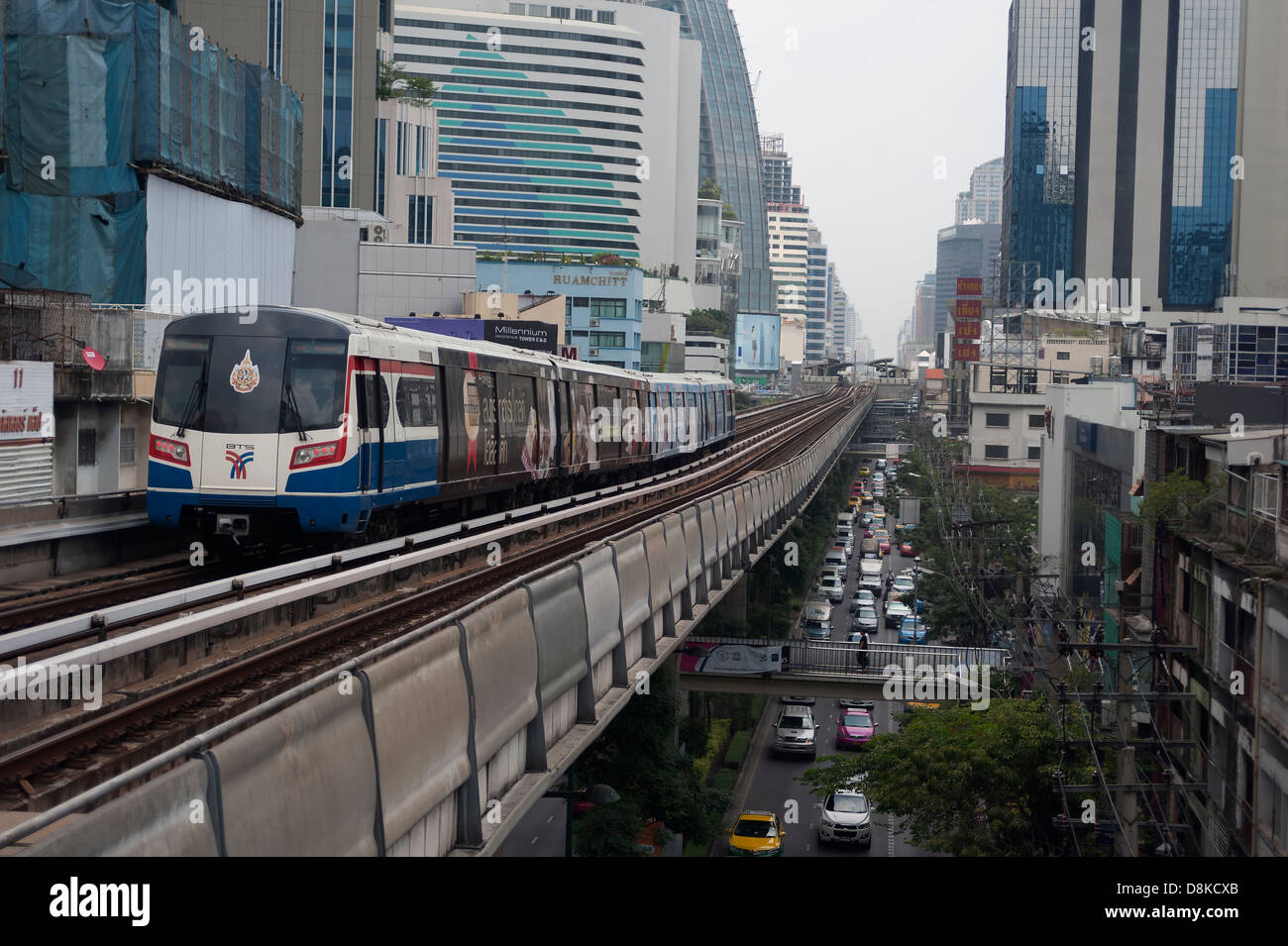 Nana sukhumvit bangkok hi-res stock photography and images - Alamy