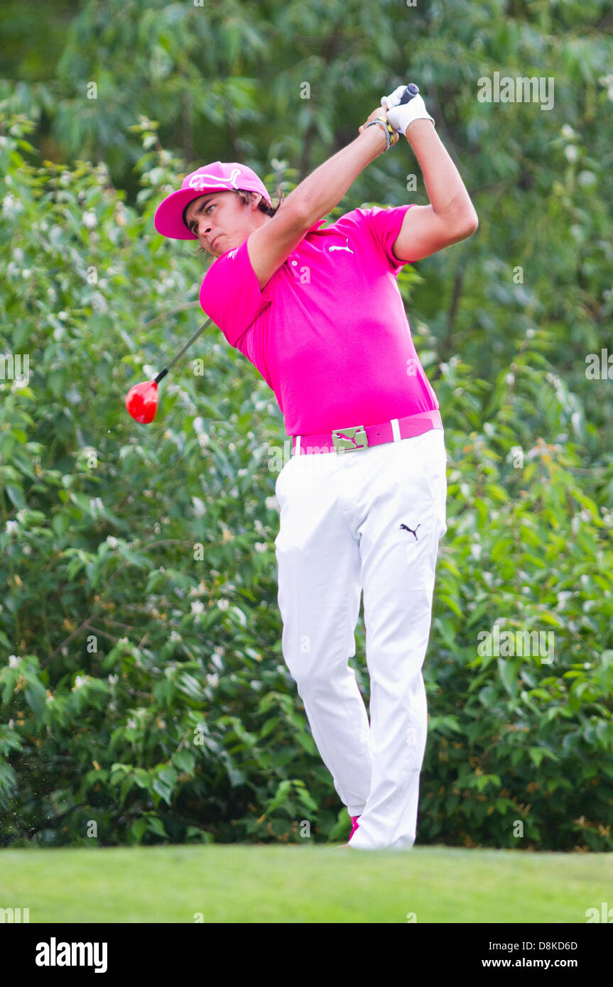 Dublin, Ohio, USA. May 30, 2013: Rickie Fowler teeing off from the 18th ...