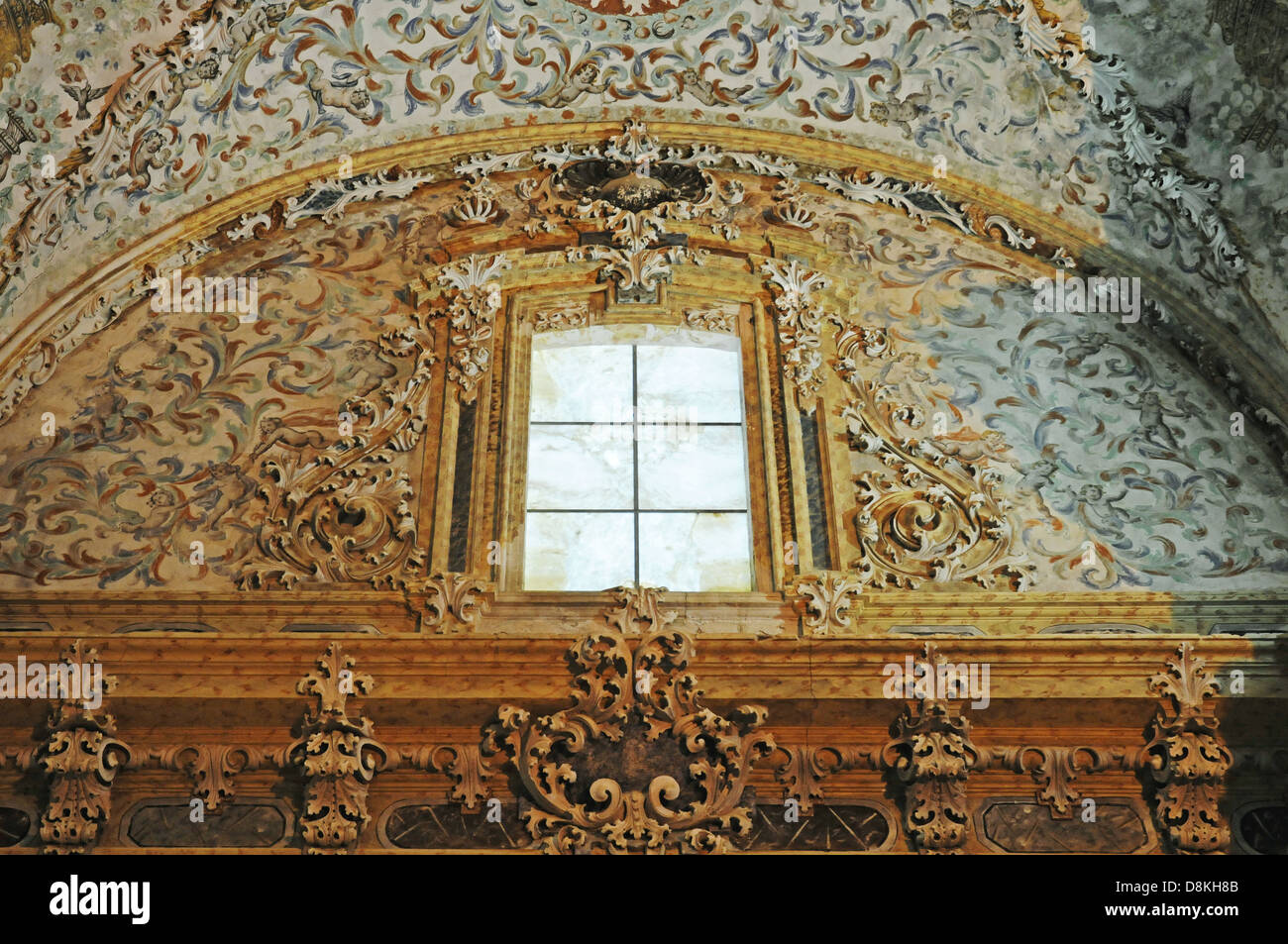 Exterior ornamentation hi-res stock photography and images - Alamy