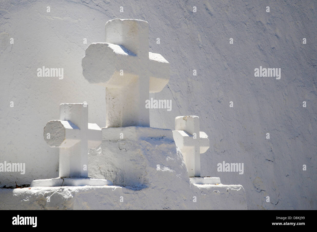 White cross buildings hi-res stock photography and images - Alamy