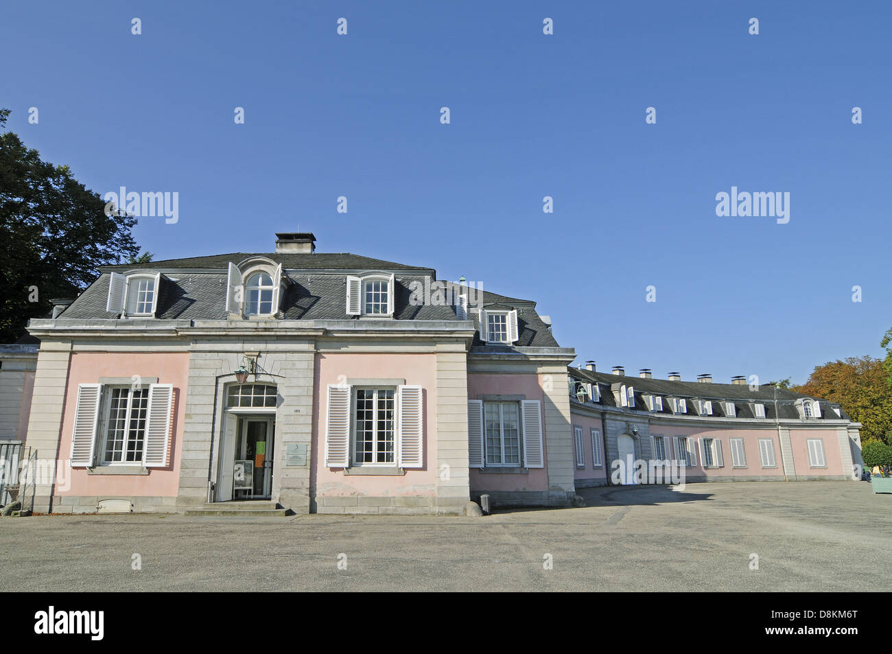 Benrath castle hi-res stock photography and images - Alamy