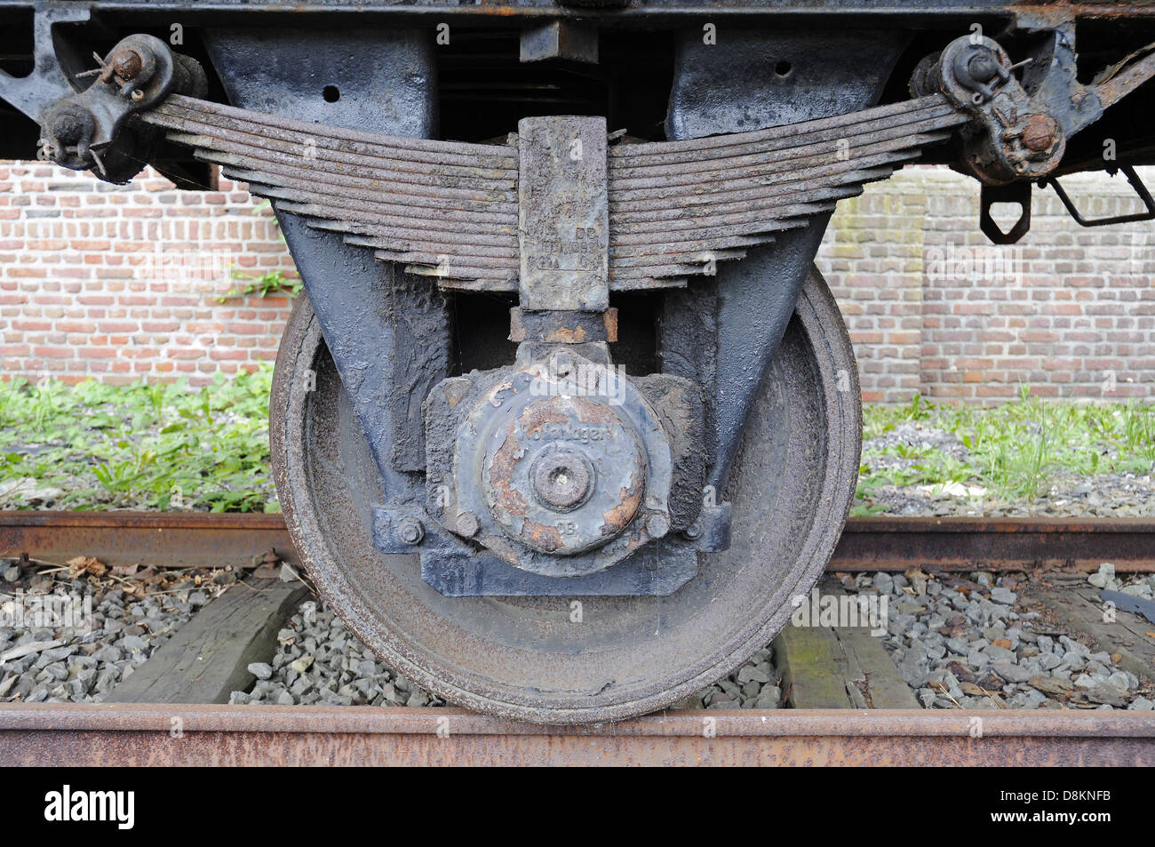 Leaf spring suspension hi-res stock photography and images - Alamy
