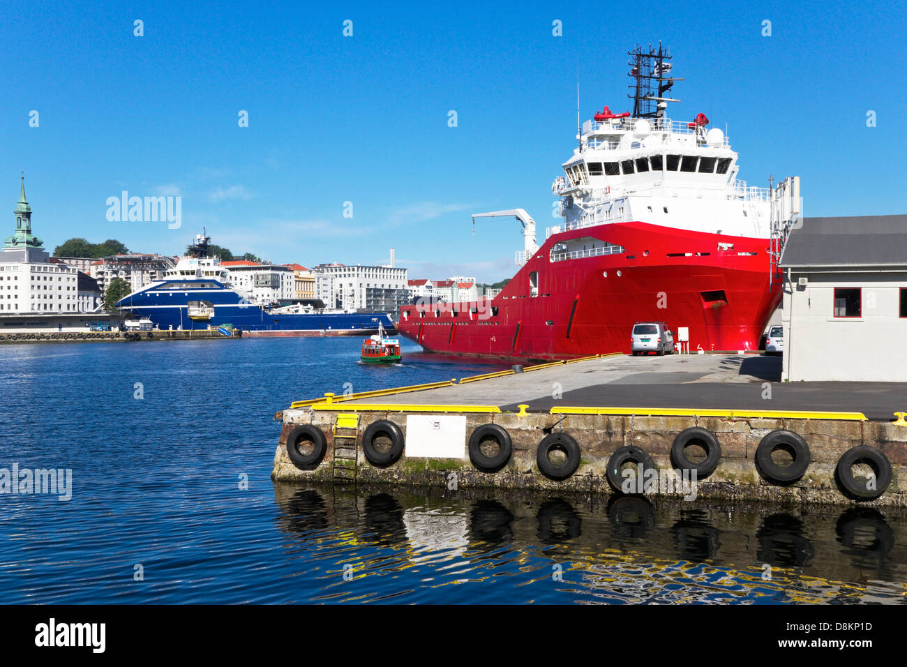 Ships at berth in the port of Bergen. Norway Stock Photo - Alamy