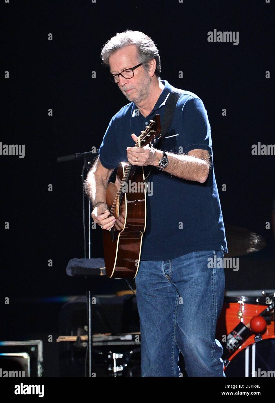 Eric clapton 2013 hi-res stock photography and images - Alamy