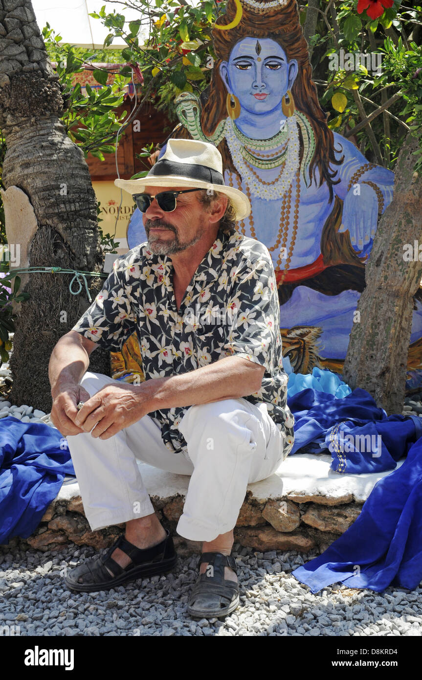 Aged hippies hi-res stock photography and images - Alamy