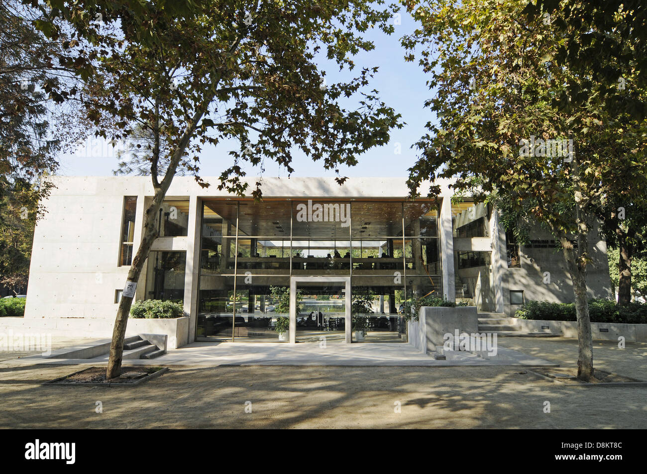 Literary cafe hi-res stock photography and images - Alamy