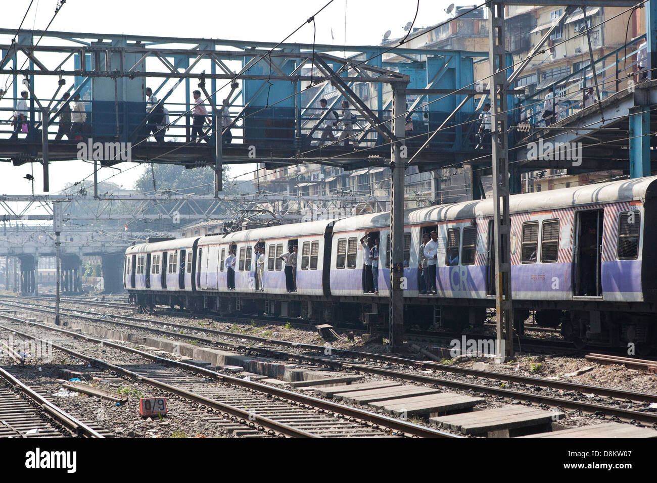 A passenger train in India Stock Photo - Alamy