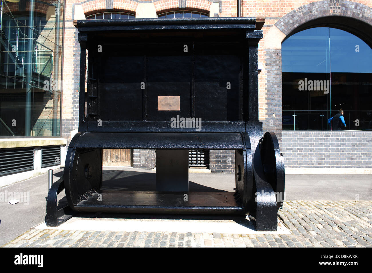 Sluice gate engineering victorian hi-res stock photography and images ...