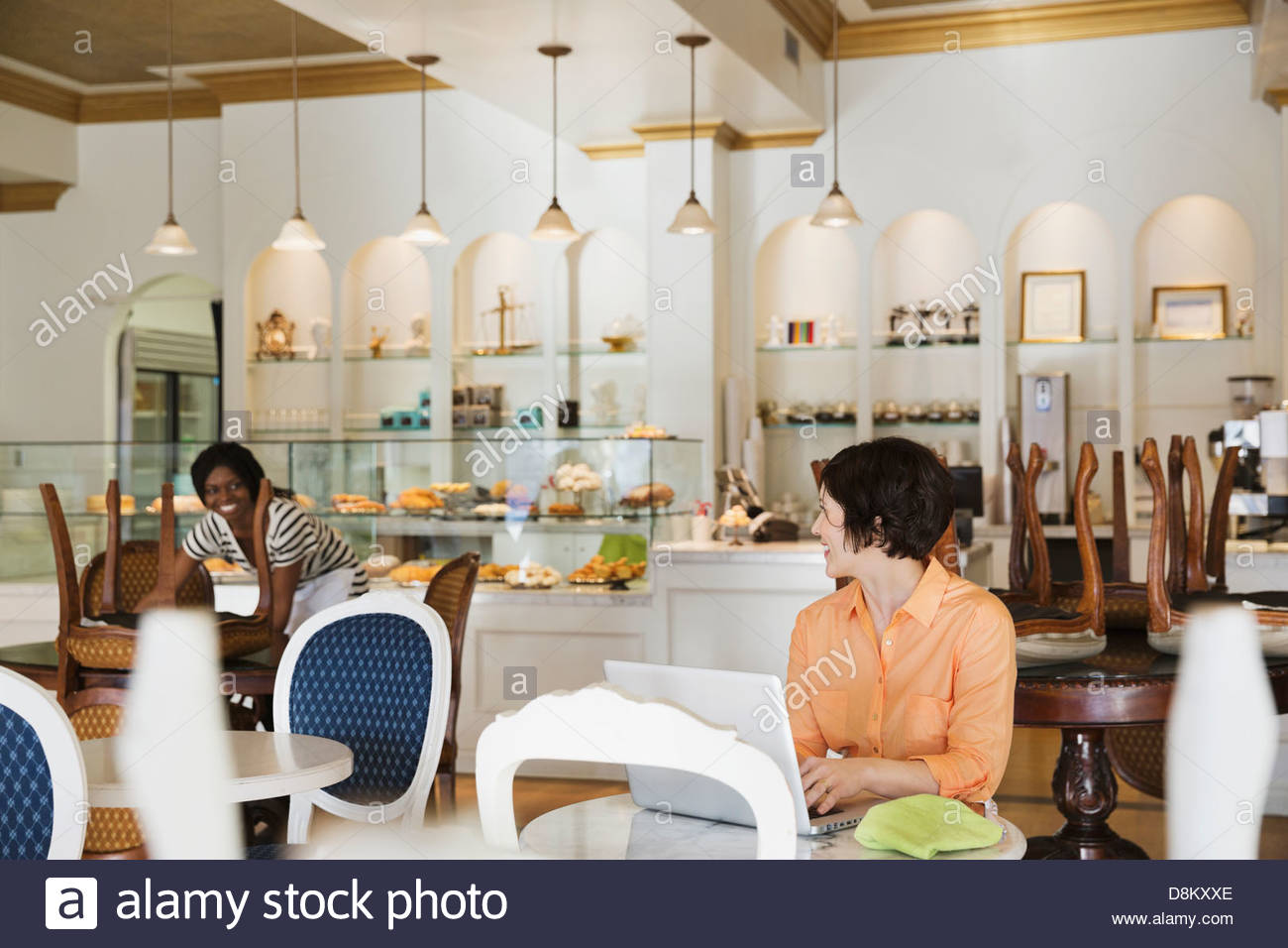 African manager owner shop hi-res stock photography and images - Alamy