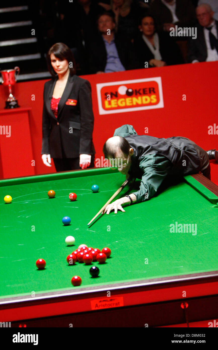 Alex Higgins Snooker High Resolution Stock Photography and Images - Alamy