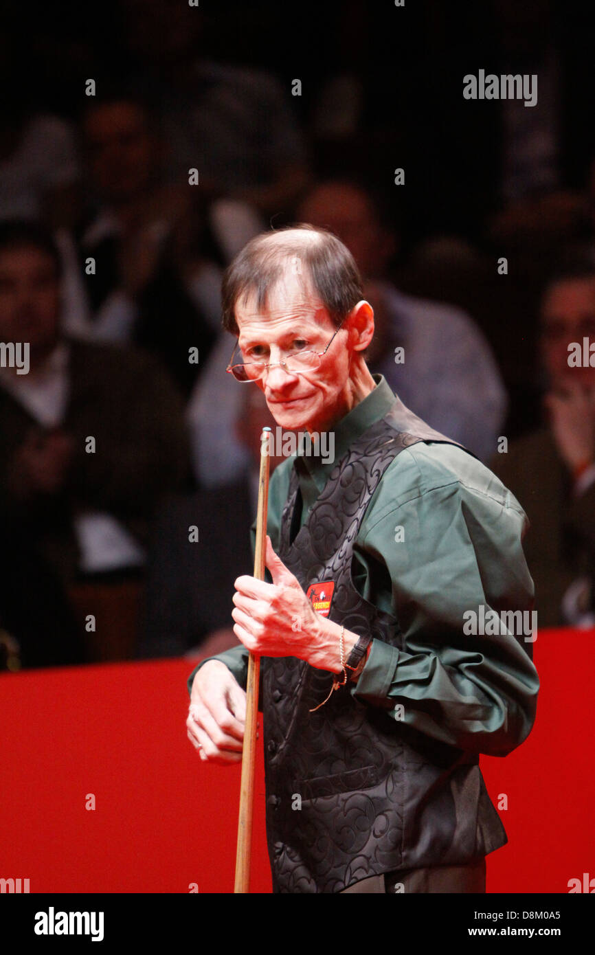 Alex Higgins Snooker Player High Resolution Stock Photography and ...