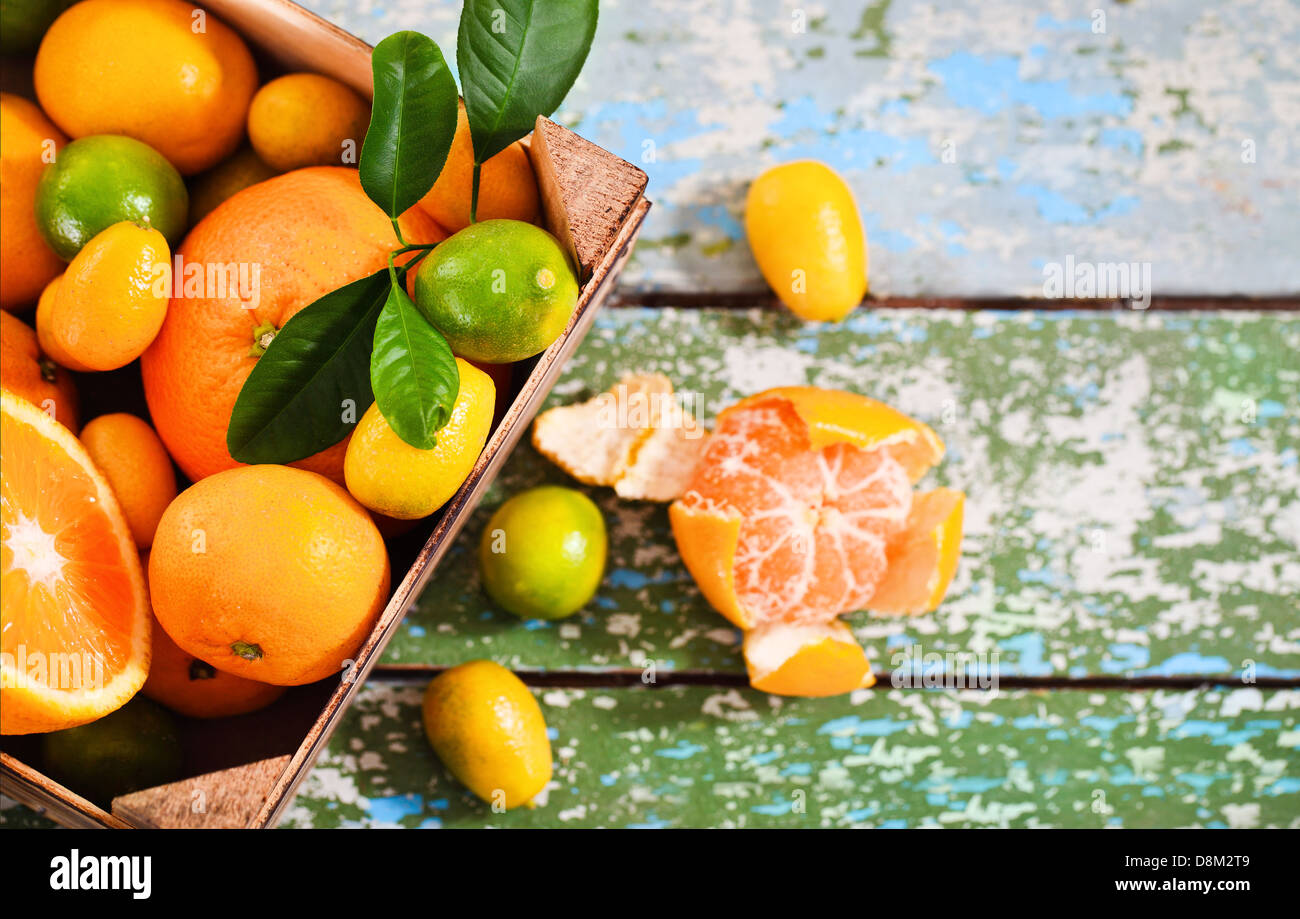 Fruit box with different fruits hi-res stock photography and images - Alamy