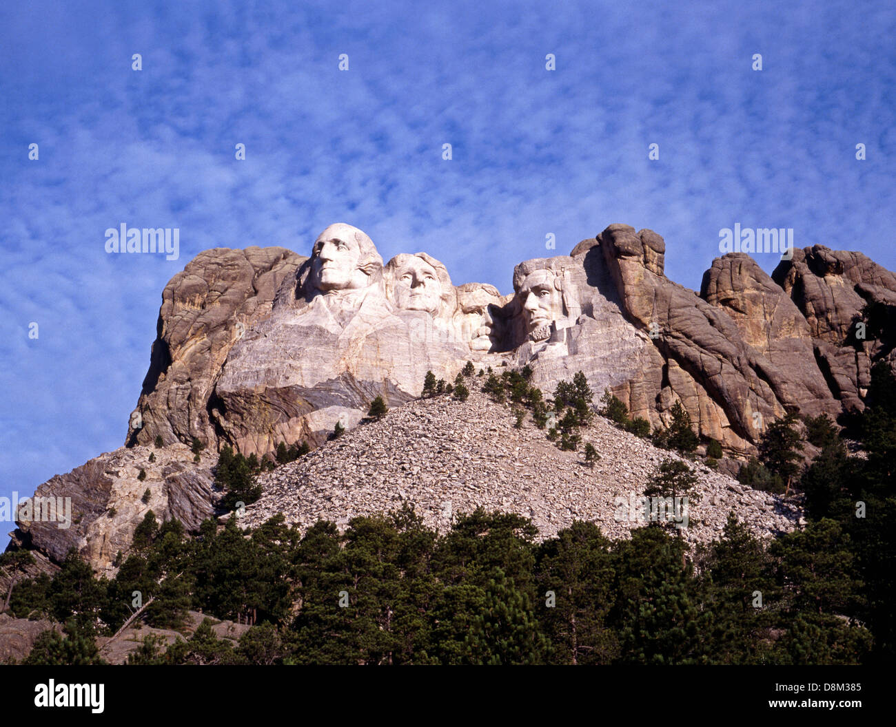 Carved rock face featuring four US Presidents, Mount Rushmore, South ...