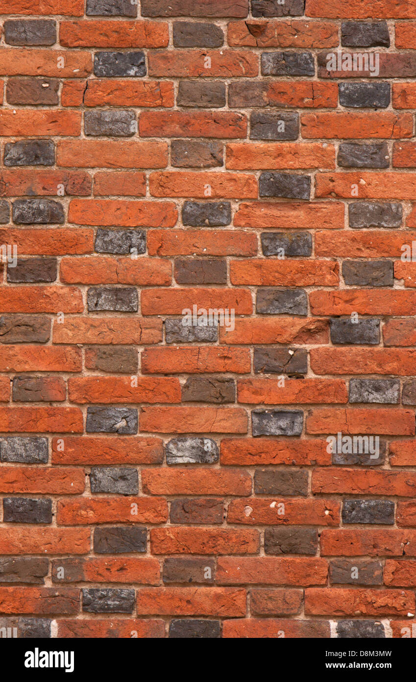 Flemish bond brickwork hi-res stock photography and images - Alamy
