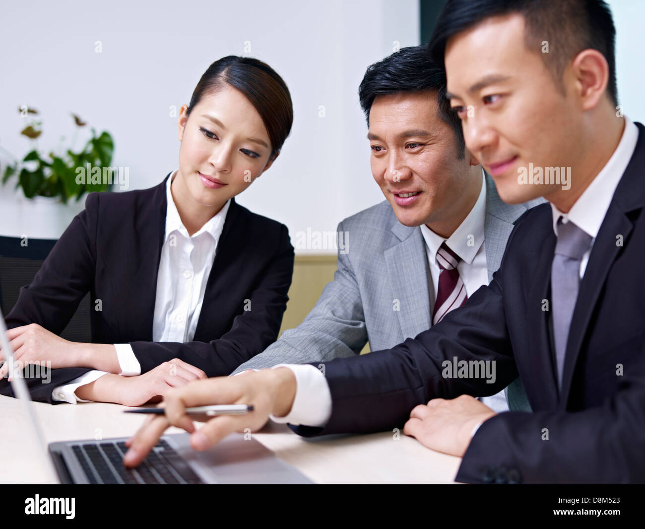 Asian Business People Stock Photo - Alamy