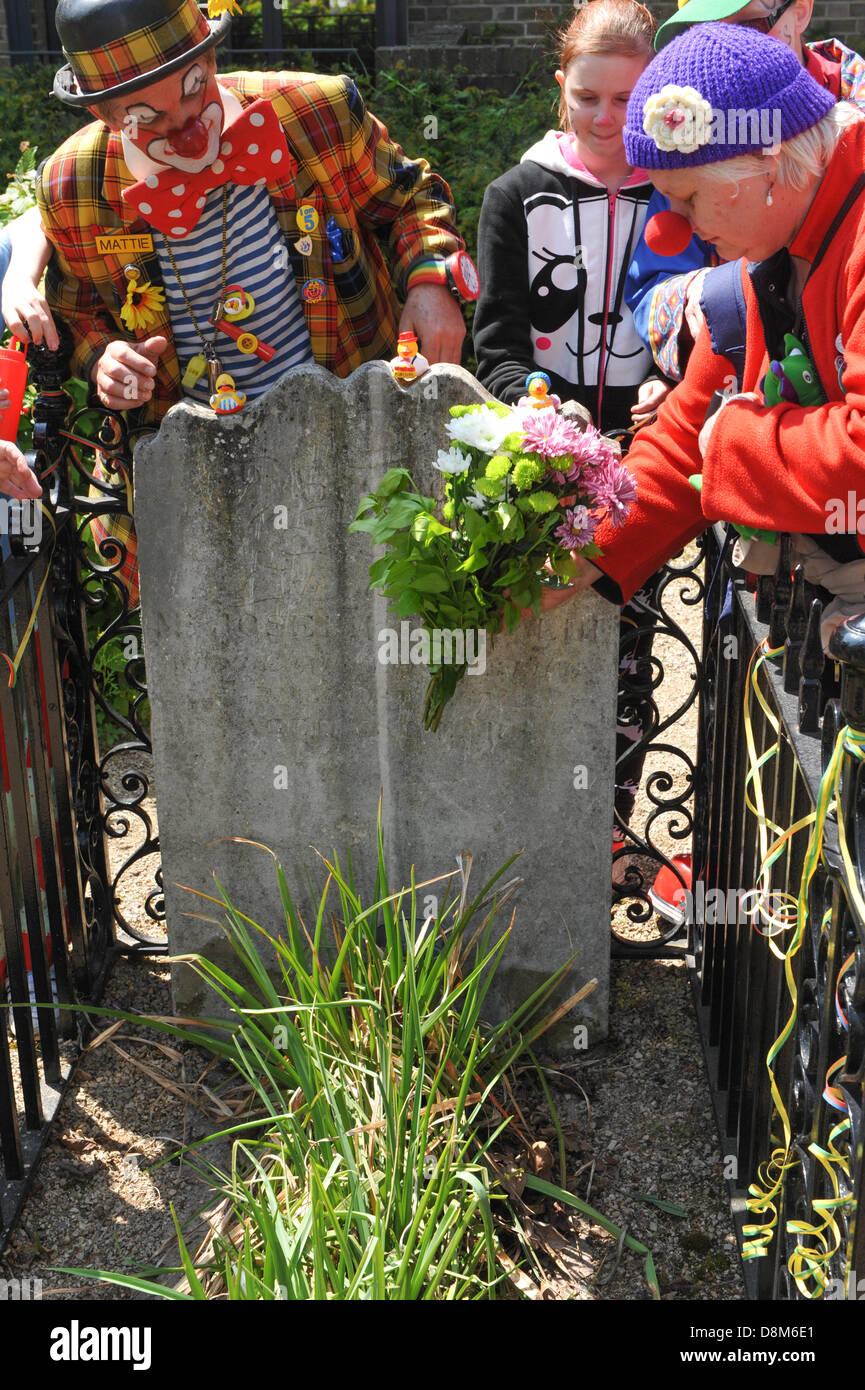 Joseph grimaldi clown hi-res stock photography and images - Alamy