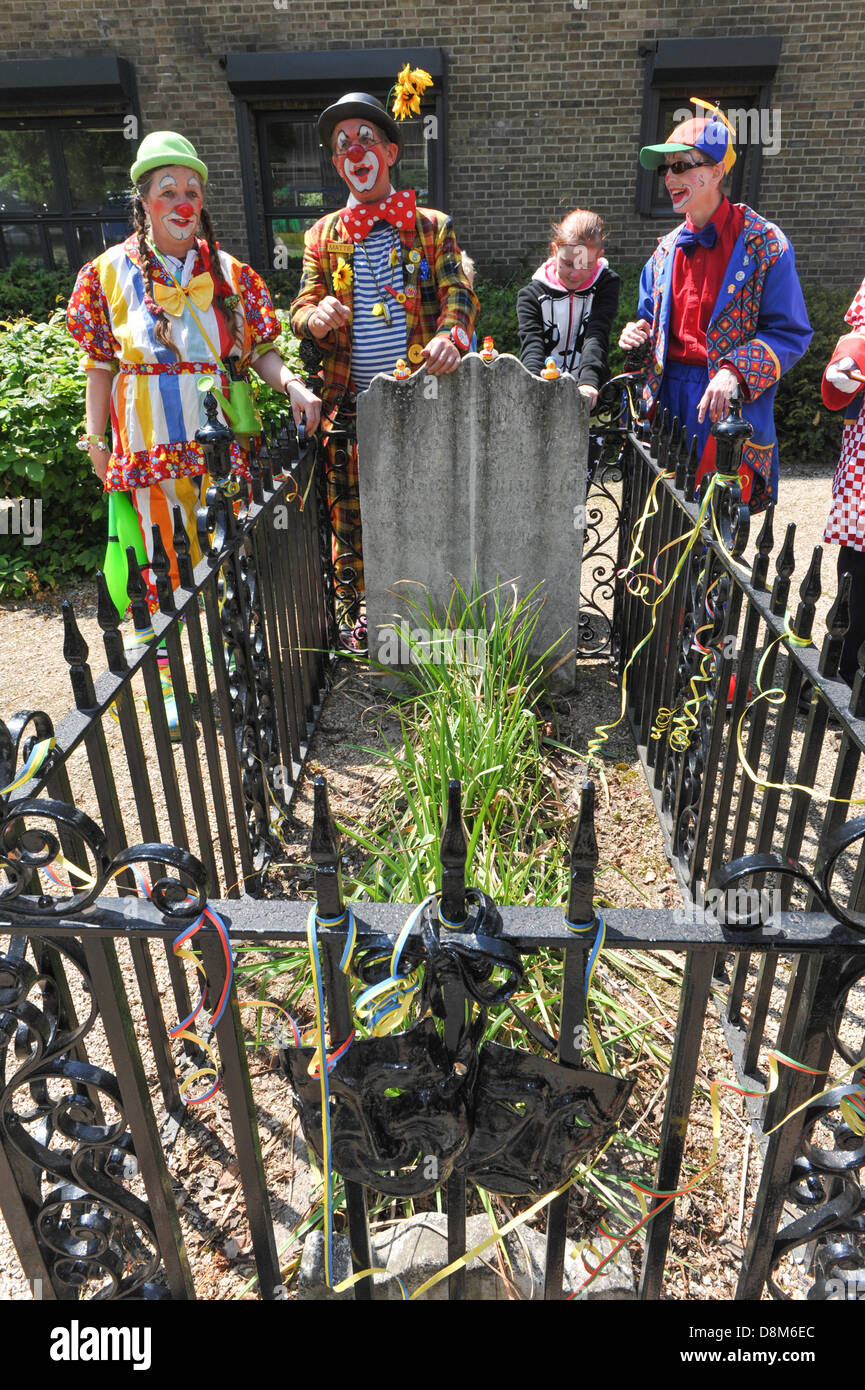 Joseph Grimaldi Park, Pentonville, London, UK. 31st May 2013. Clowns at ...