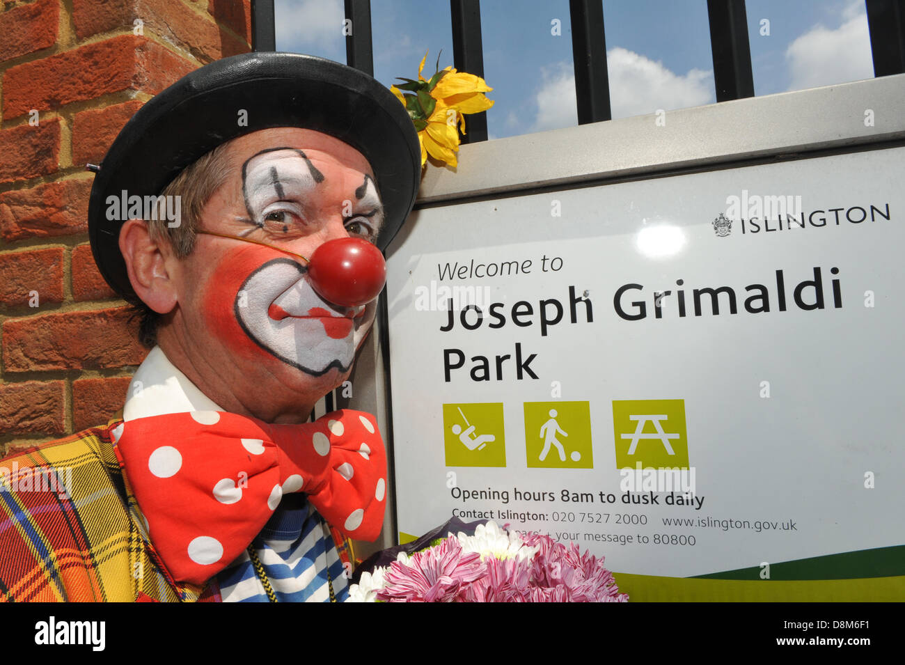 Joseph Grimaldi Park, Pentonville, London, UK. 31st May 2013. Mattie ...