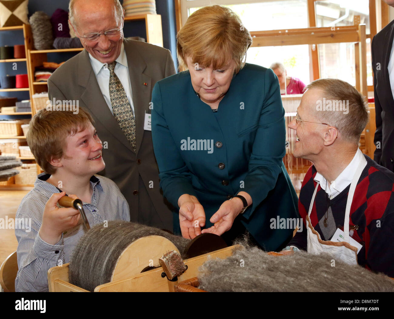 Grimmen, Germany. 31st May 2013. German Chancellor Angela Merkel (C ...