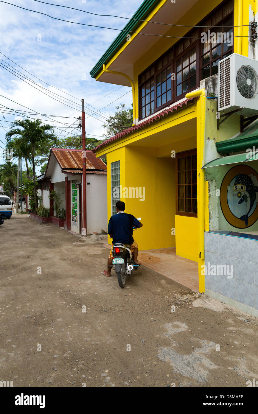 Street View of Panagsama Beach near Moalboal on Cebu Island ...