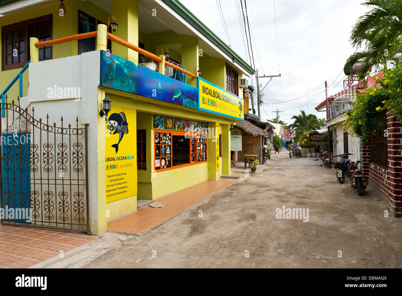 Street View of Panagsama Beach near Moalboal on Cebu Island ...