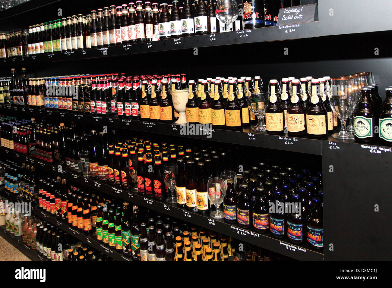 Beer wall hi-res stock photography and images - Alamy
