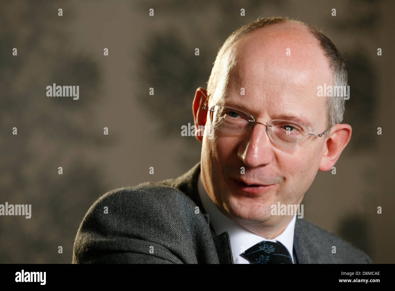 John leighton hi-res stock photography and images - Alamy