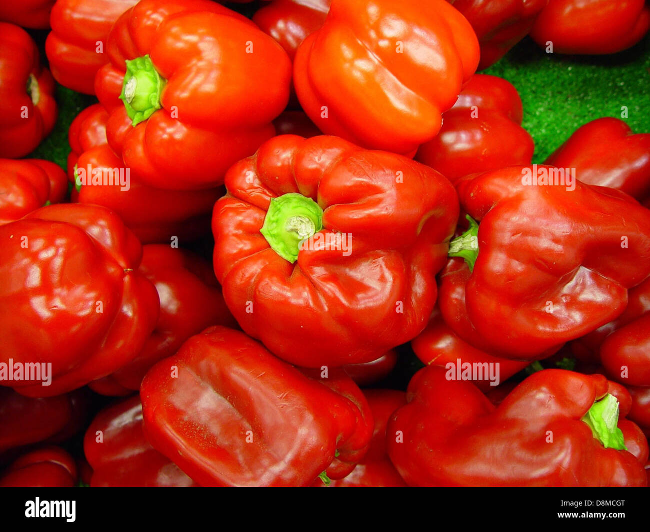 Bright red capsicum vegetable Stock Photo - Alamy