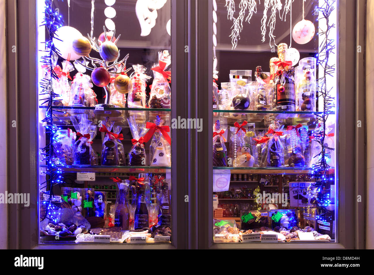 Chocolate shop window display hi-res stock photography and images - Alamy