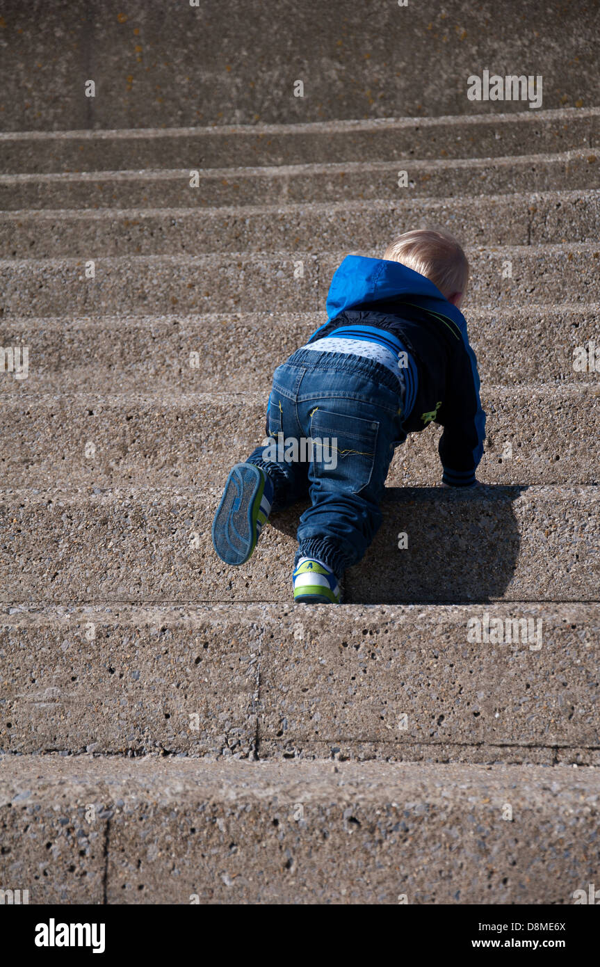 Toddler climbing steps hi-res stock photography and images - Alamy