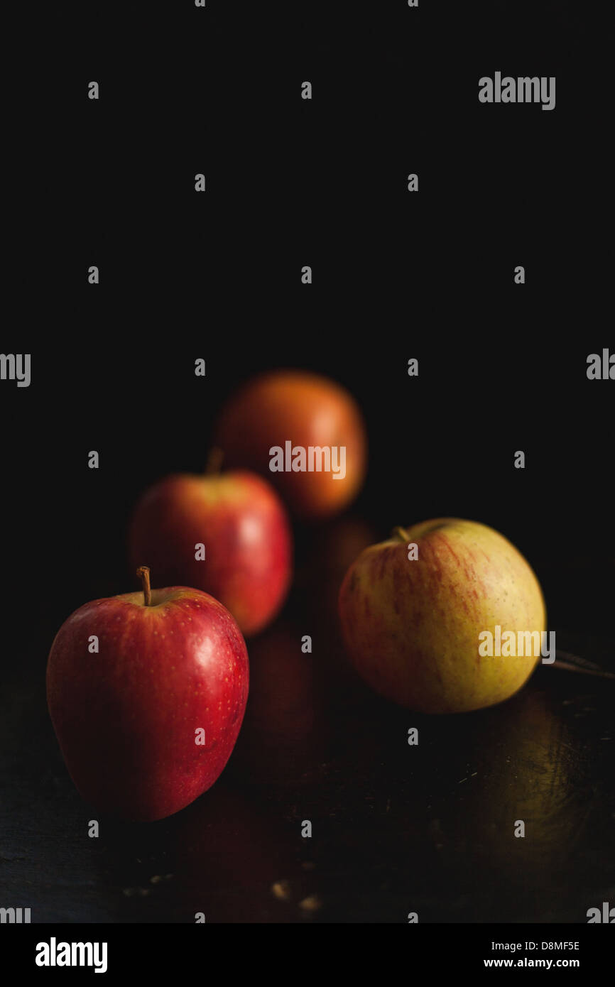Four apples hi-res stock photography and images - Alamy