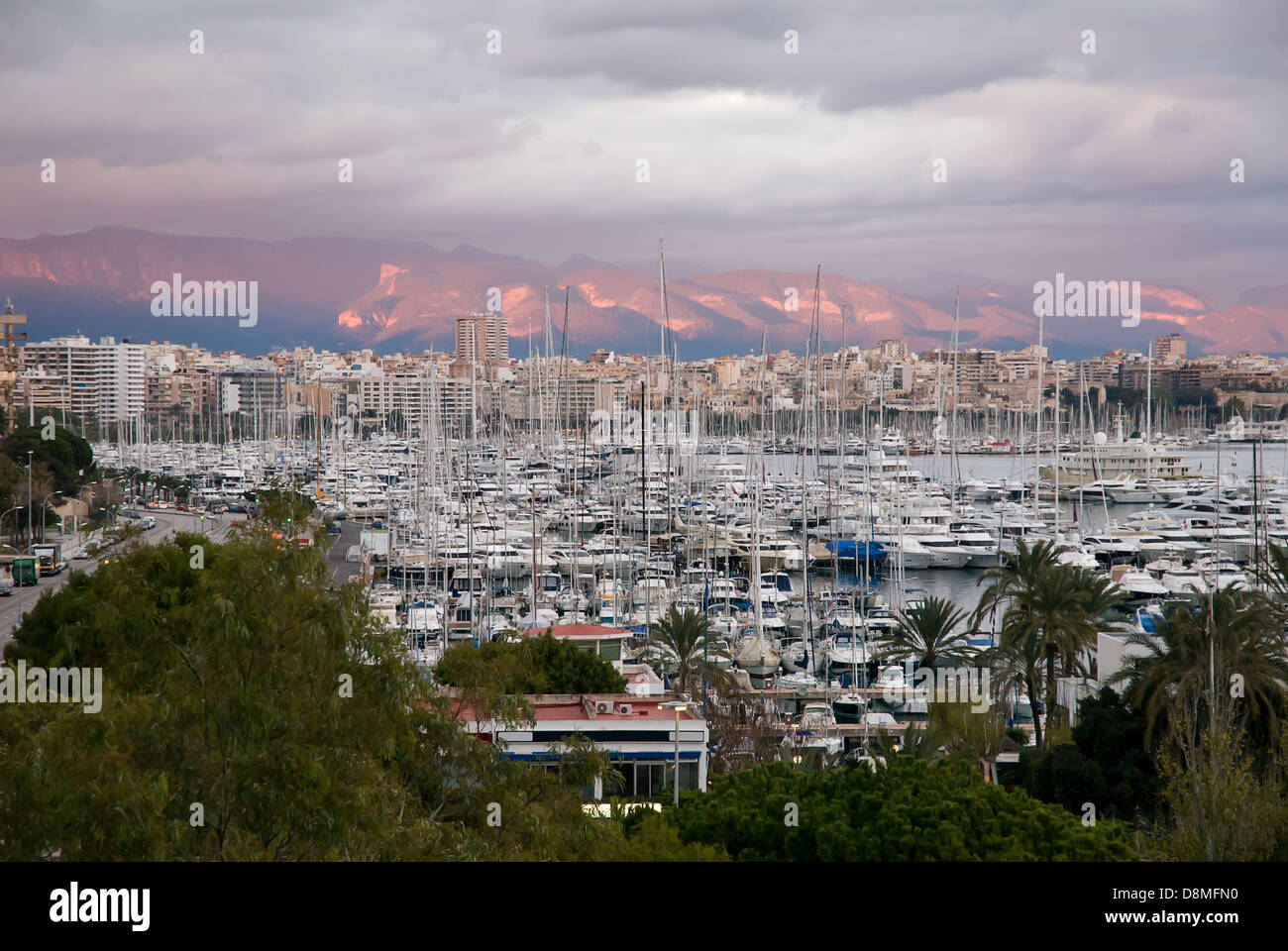 Port of palma de mallorca hi-res stock photography and images - Alamy