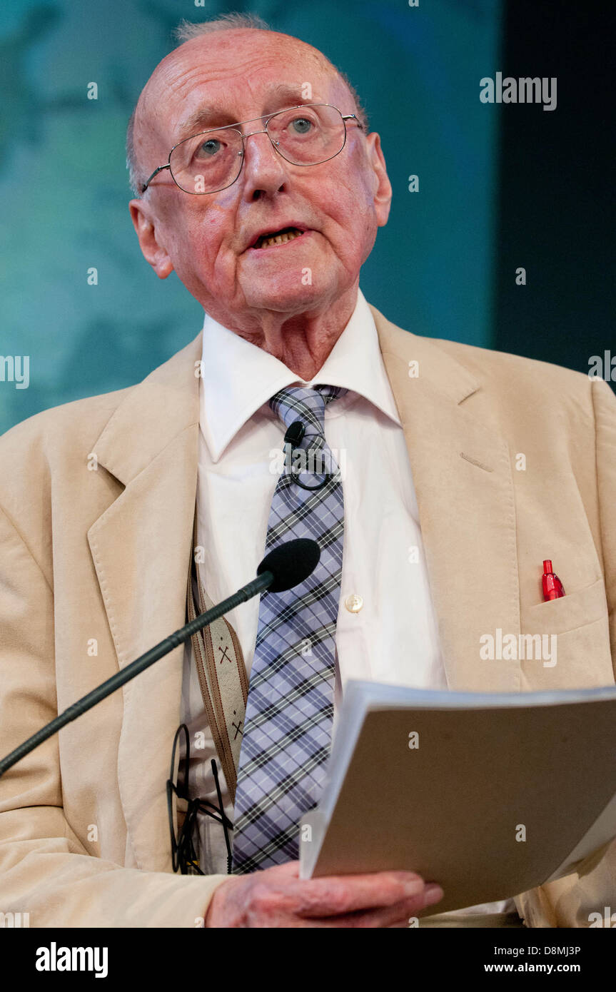 Hay on Wye, Powys, Wales, UK, Friday 31 May 2013 Pictured: Peter Sawyer ...