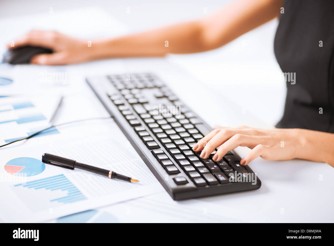 Hands typing on keyboard graphics hi-res stock photography and images ...