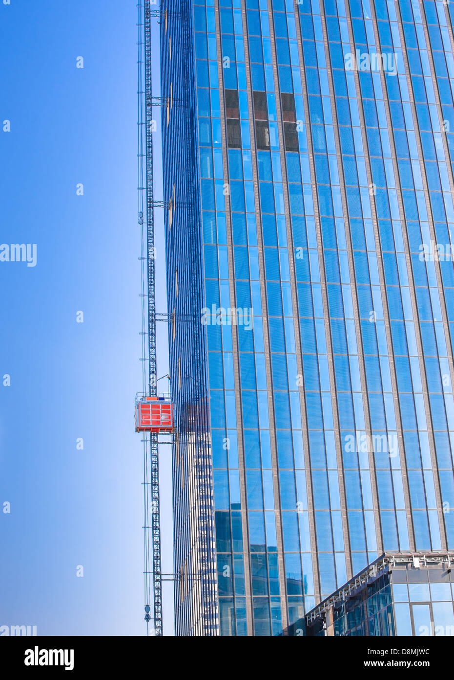 Outdoor glass elevator hi-res stock photography and images - Alamy