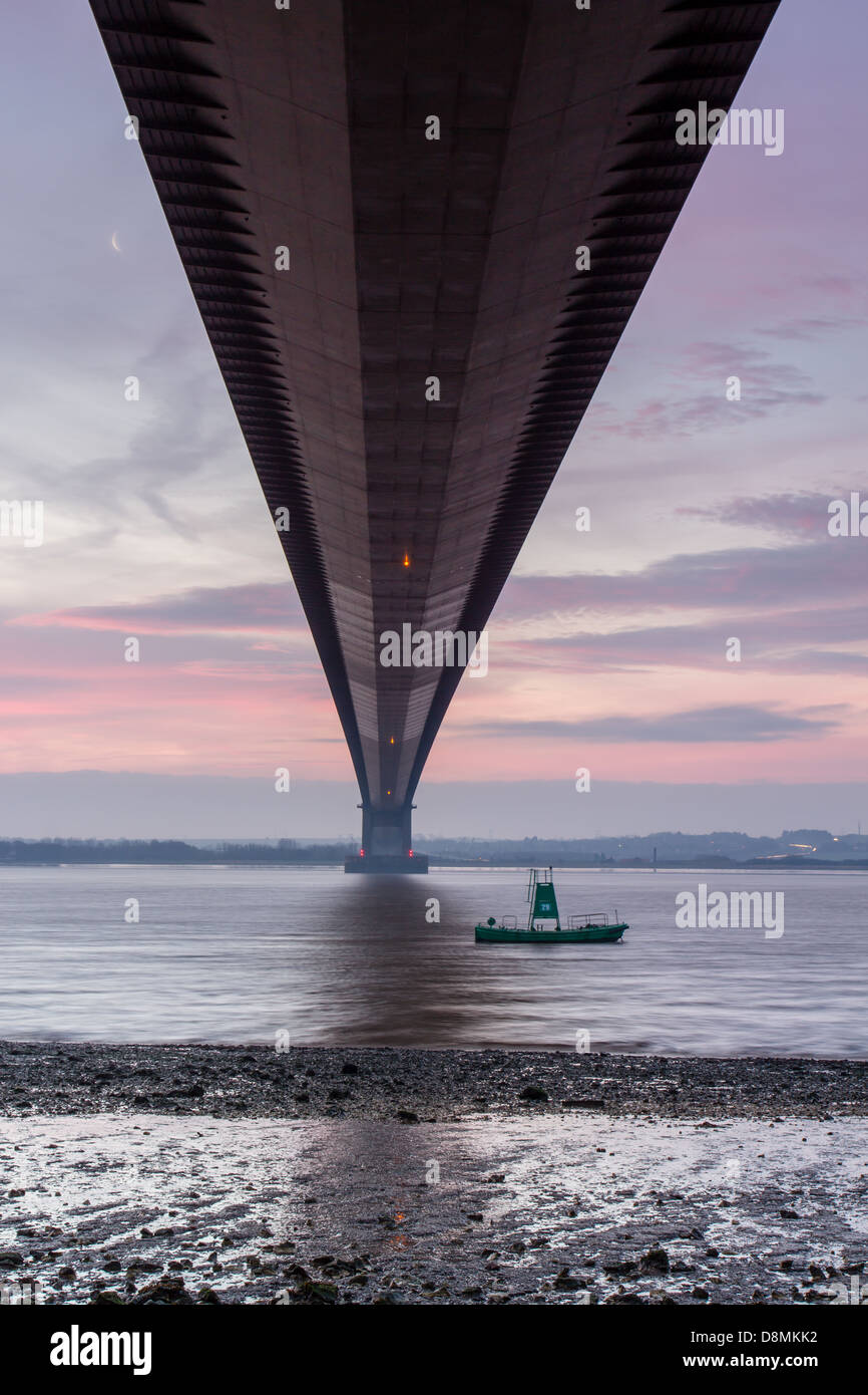 Humber Bridge, Hull to Barton Upon Humber - East Yorkshire, UK Stock ...