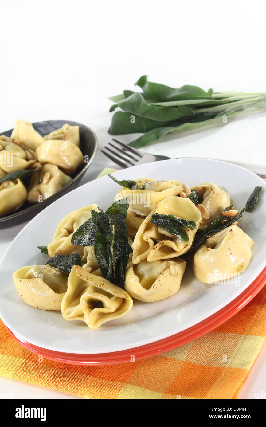 Tortellini with nuts hi-res stock photography and images - Alamy