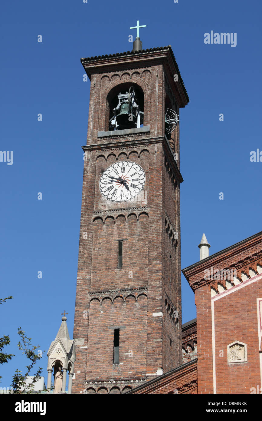 Clock tower milan italy hi-res stock photography and images - Alamy